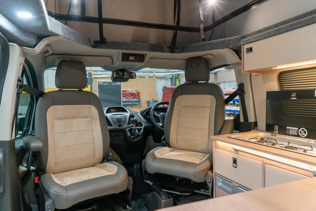 HC497 – SWB Ford Transit Custom - Hoppy Campers
