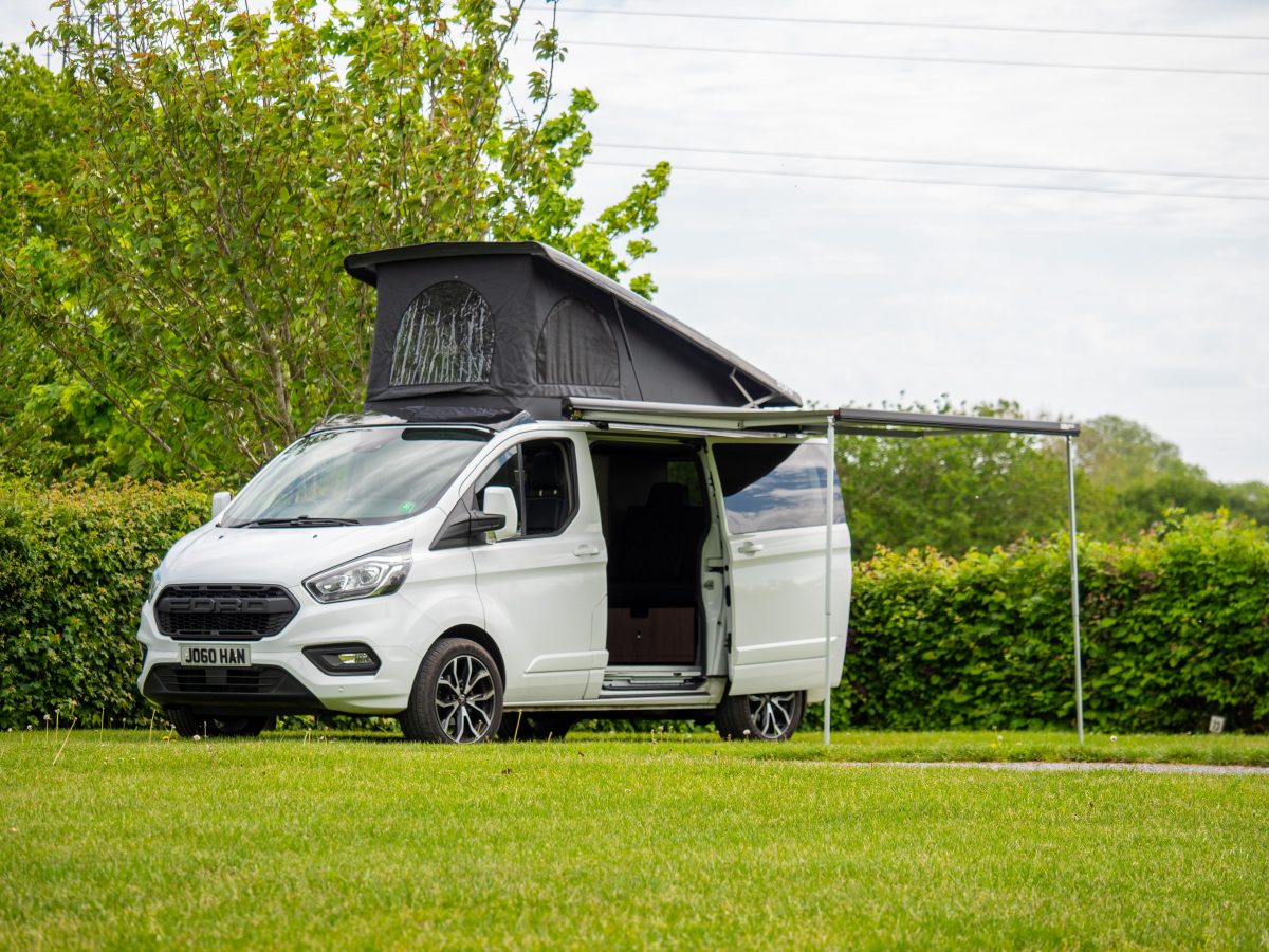 HC497 – SWB Ford Transit Custom - Hoppy Campers