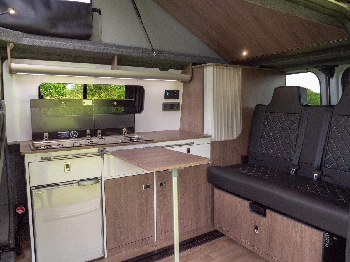 HC497 – SWB Ford Transit Custom - Hoppy Campers